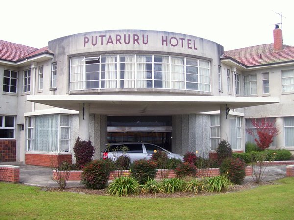 Reading the Maps: June 2017