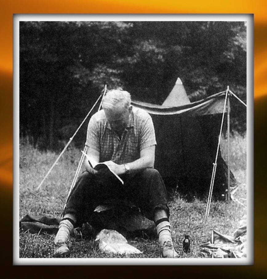 Blessed John Paul II - The Saint of our Time: Photo-Biography of Karol ...