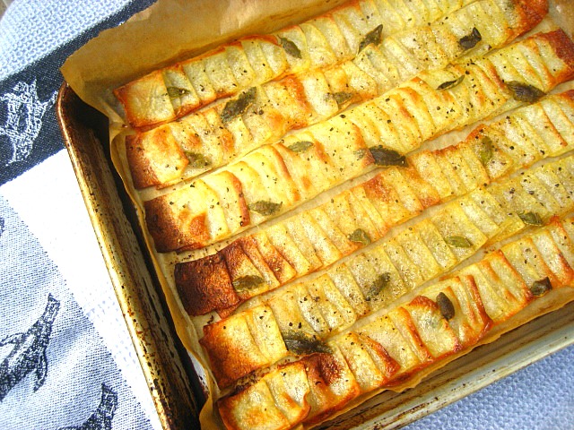 Roasted Domino Potatoes