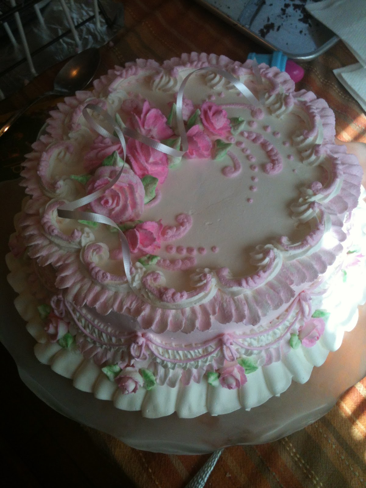 Frosted Art: Pretty Princess Cake