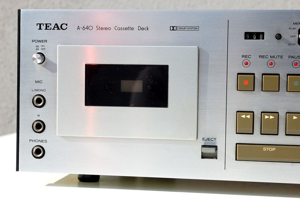 TEAC A-640 - Stereo Cassette Deck | AudioBaza