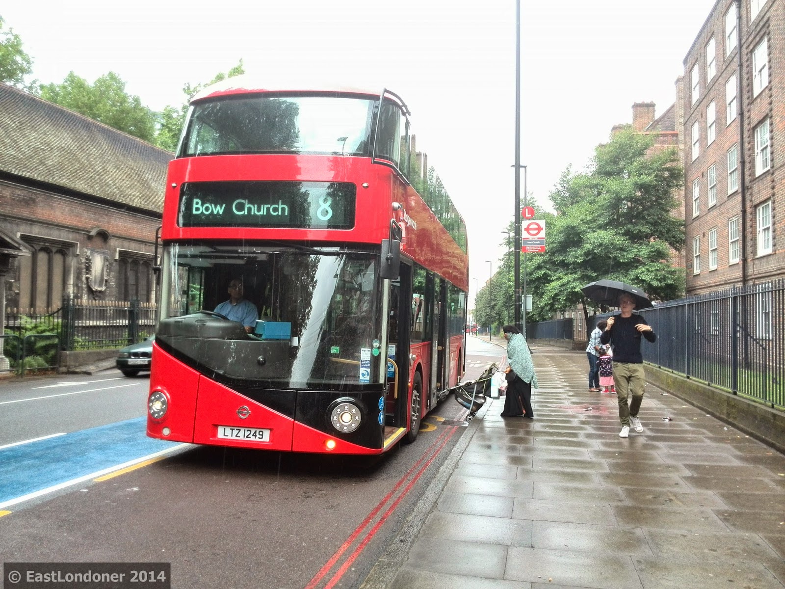 The London Bus Blog: Route 8 'the gr8'