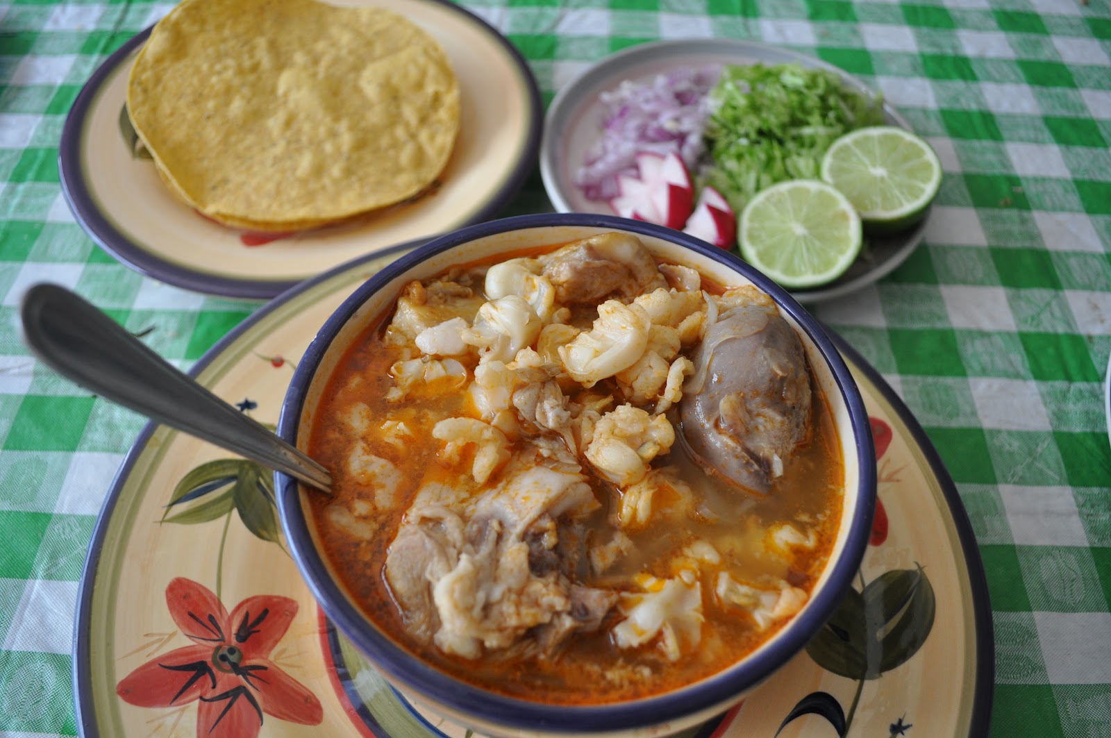 LAS KZUELITAS: POZOLE