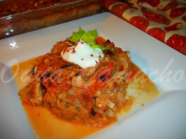 Cooking with love ! : Varza cu pui ( Cabbage and chicken casserole )