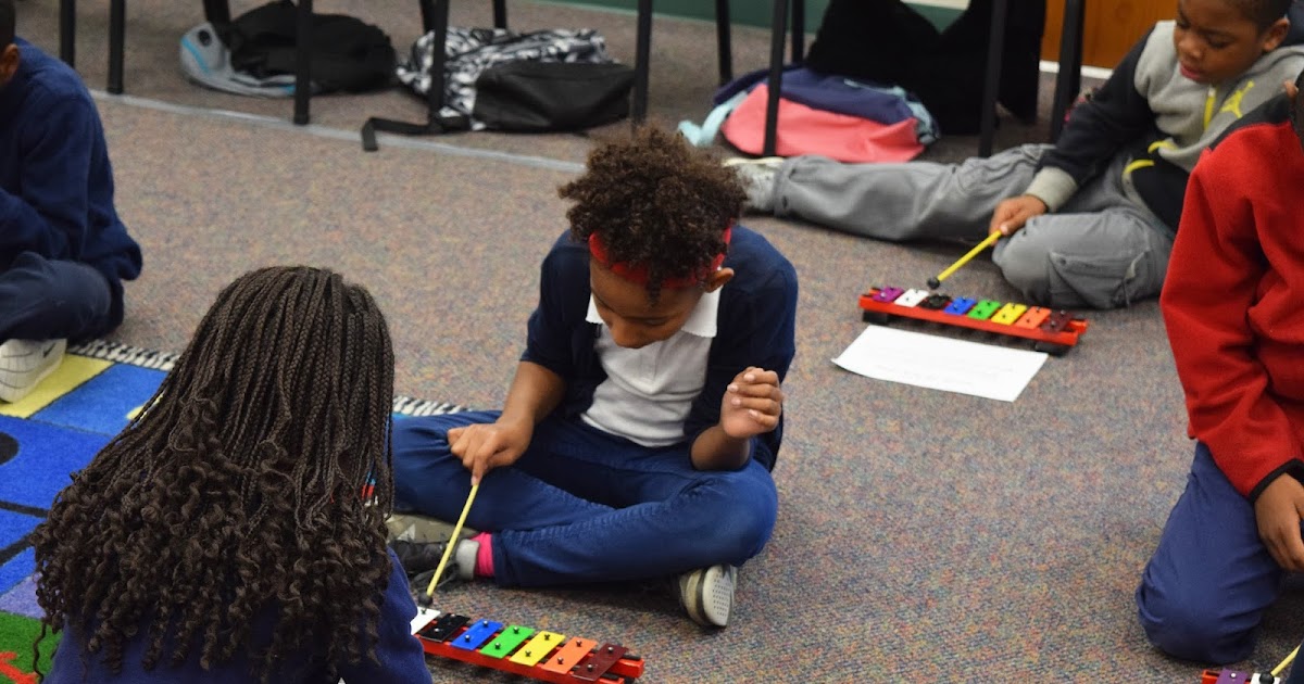 Xylophone Karate | #MusicWithMini