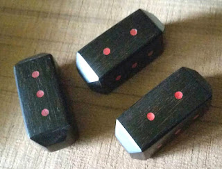 Three long dice (3d4) ~ Casting I Ching Hexagrams