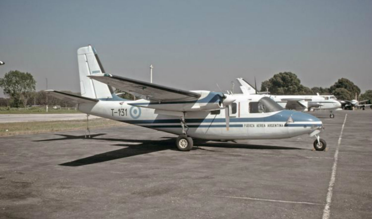 Historias Individuales: T-131, Aero Commander 500U Shrike Commander c/n ...