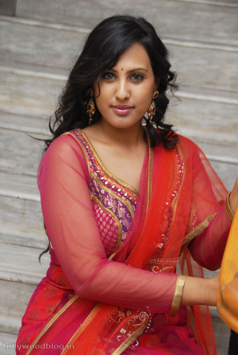 Ranjitha Reddy Telugu New Actress Photo Shoot