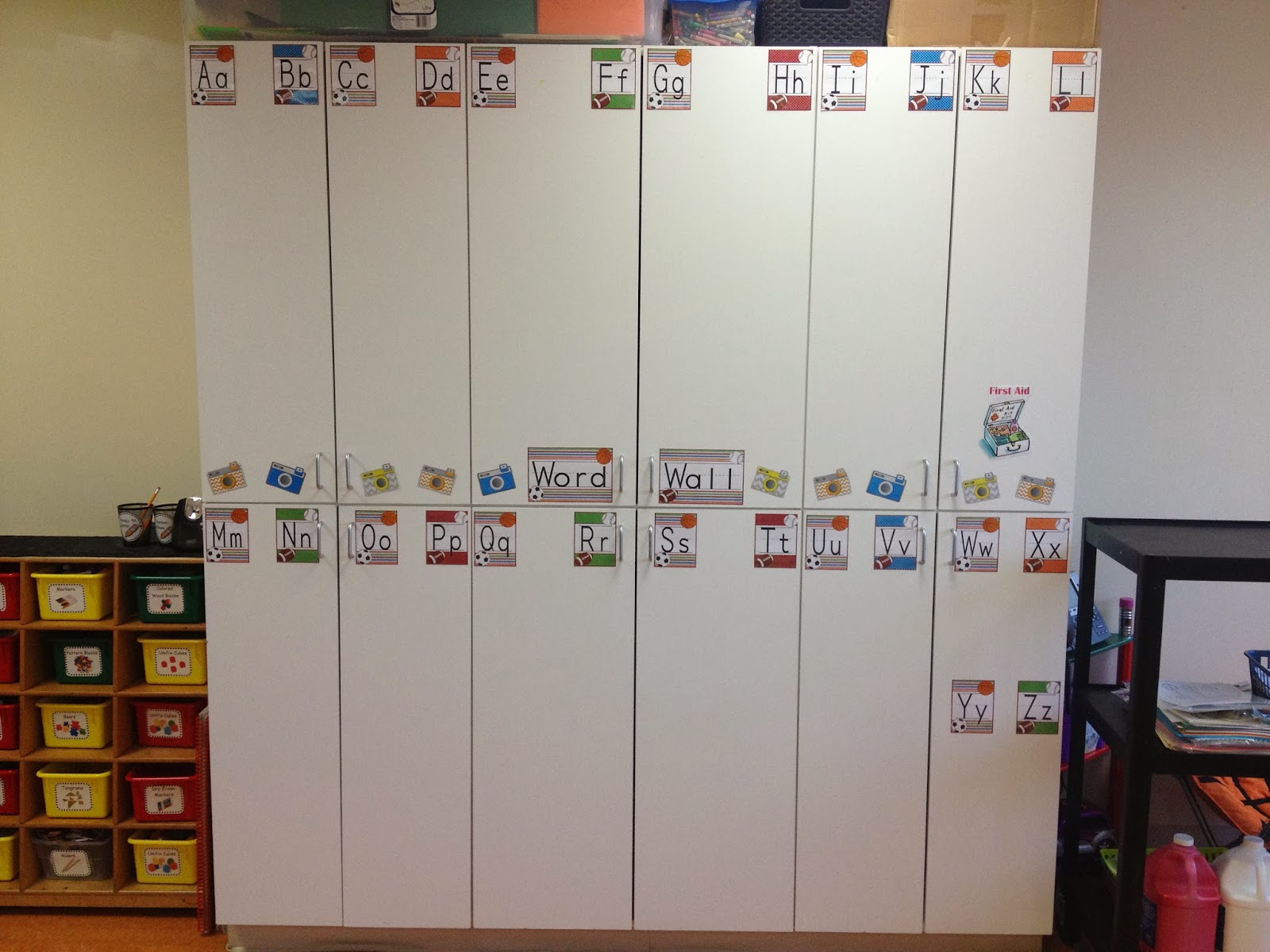 Kinder Swag: GO TEAM 109! ~ Classroom Reveal