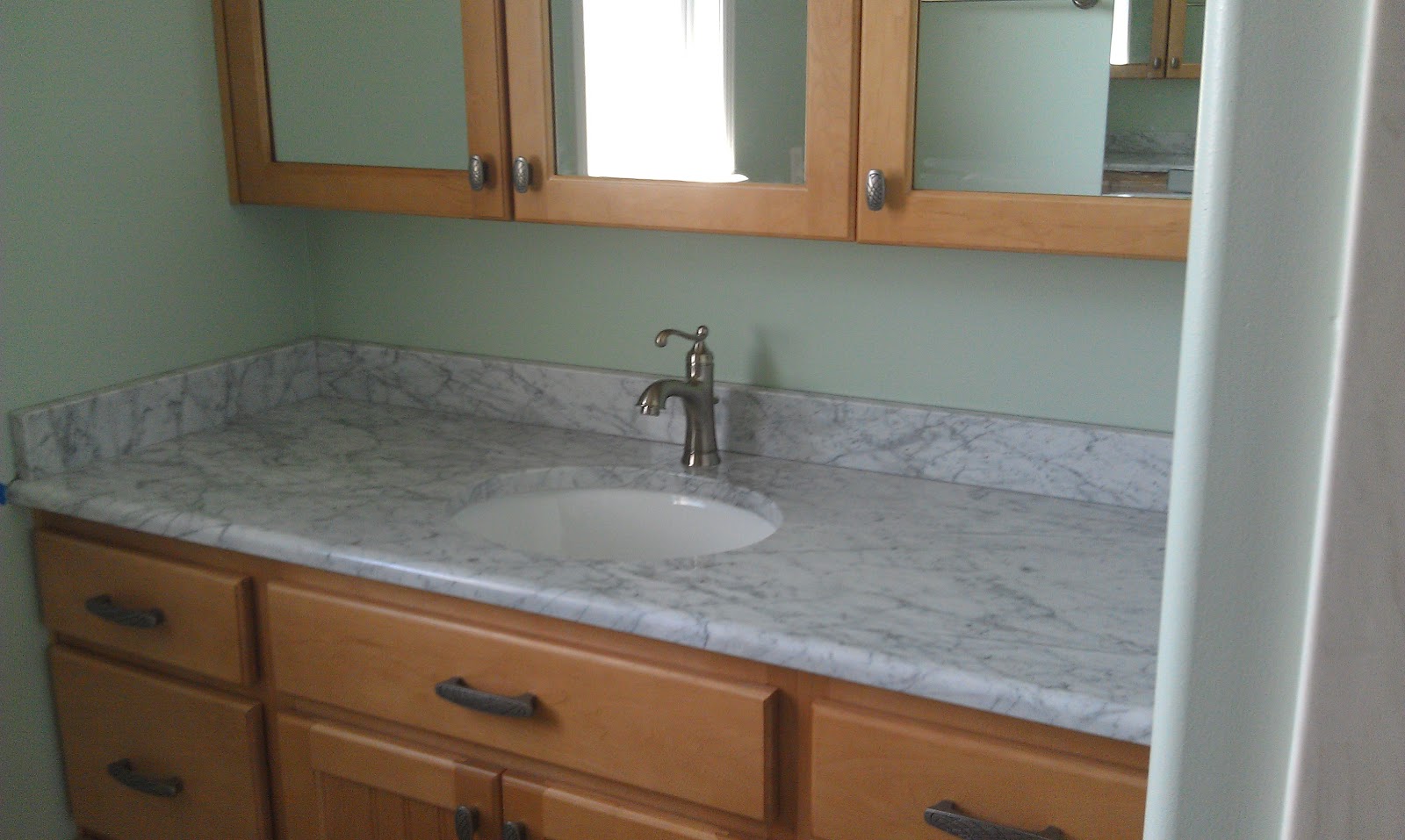 Stone Ridge Cabinets: Warm Maple Vanity