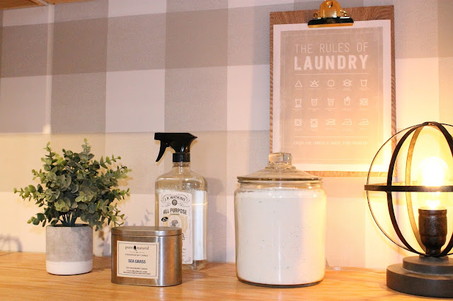 DIY Buffalo Plaid Wallpaper Backsplash - The Unique Nest