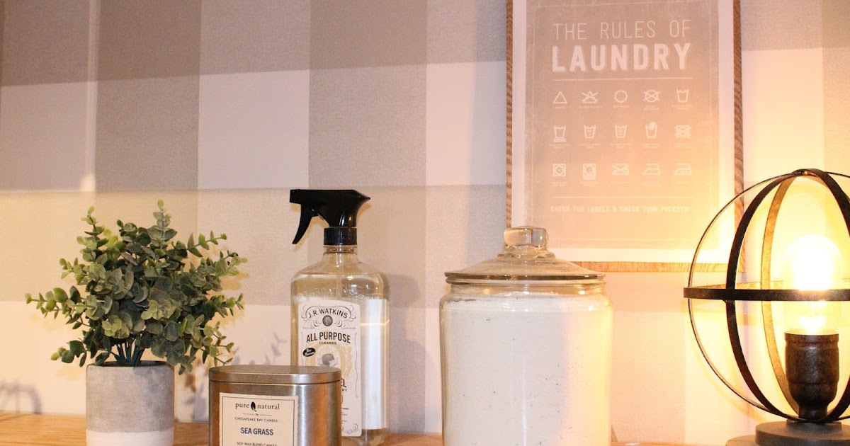 DIY Buffalo Plaid Wallpaper Backsplash - The Unique Nest