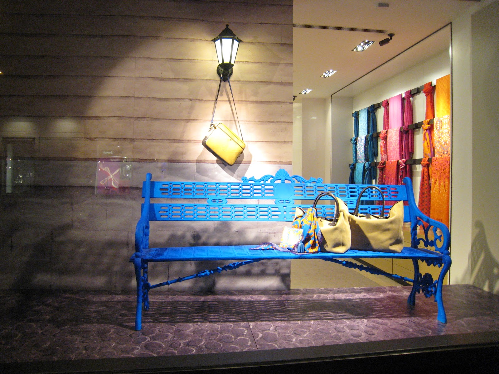 we love shops: Loewe y los escaparates de primavera 2012 de Madrid