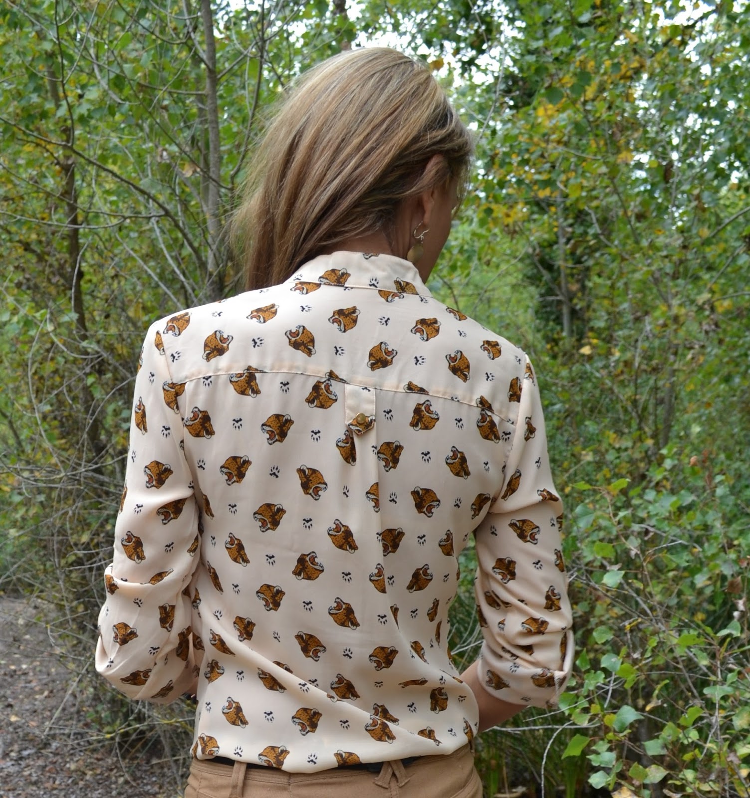 LUNVA: CAMEL SHIRT