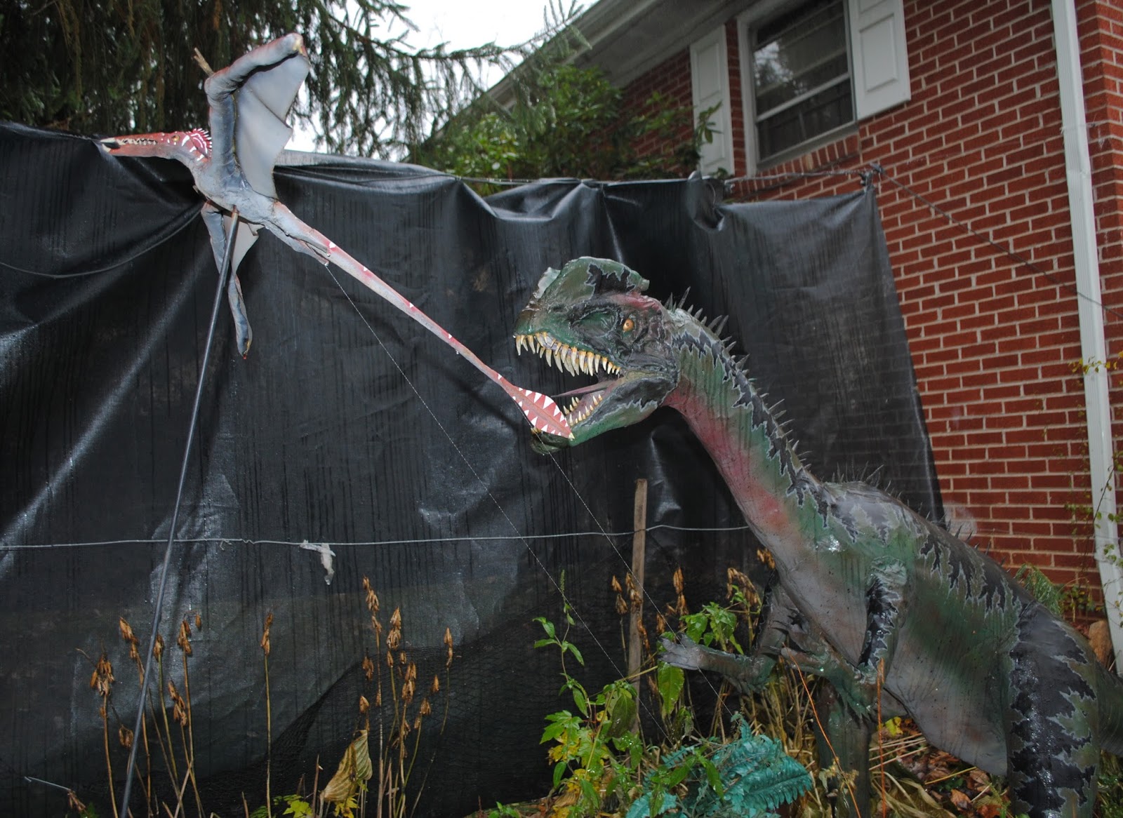 The Carpetbagger: Back Yard Terror's Dinosaur Park