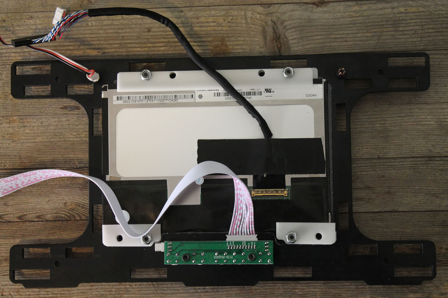 William Osman: Laser Cut: DSLR Monitor