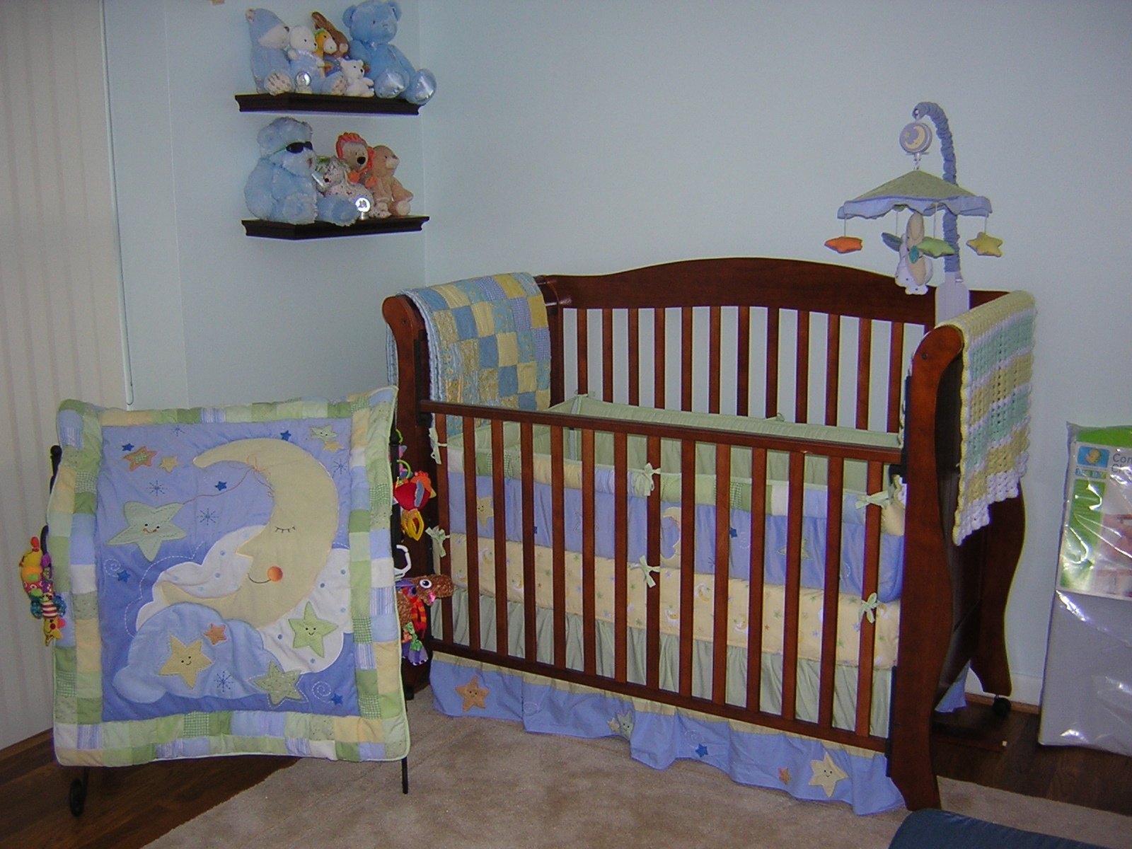 Your Royal Blogstress: Peter Rabbit Nursery