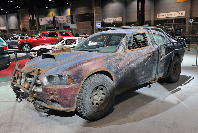 Defiance Dodge Charger saving Earth from aliens isnt clean work ...