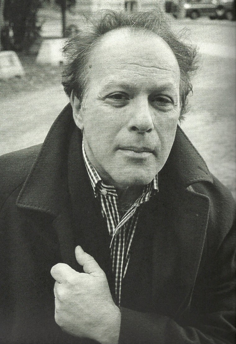 DRAGON: A life in writing / Javier Marías