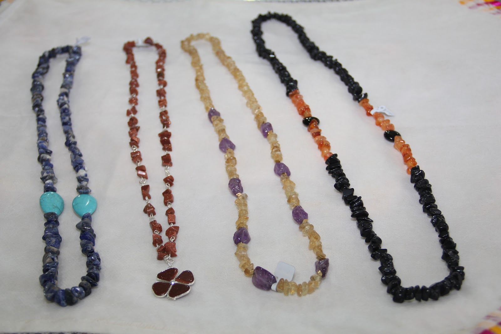 Cristais & Companhia : Colares de Pedras Naturais