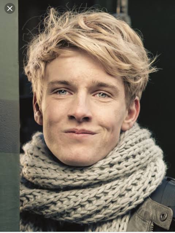 Los Ojos del Espectador: Louis Hofmann actor Alemán
