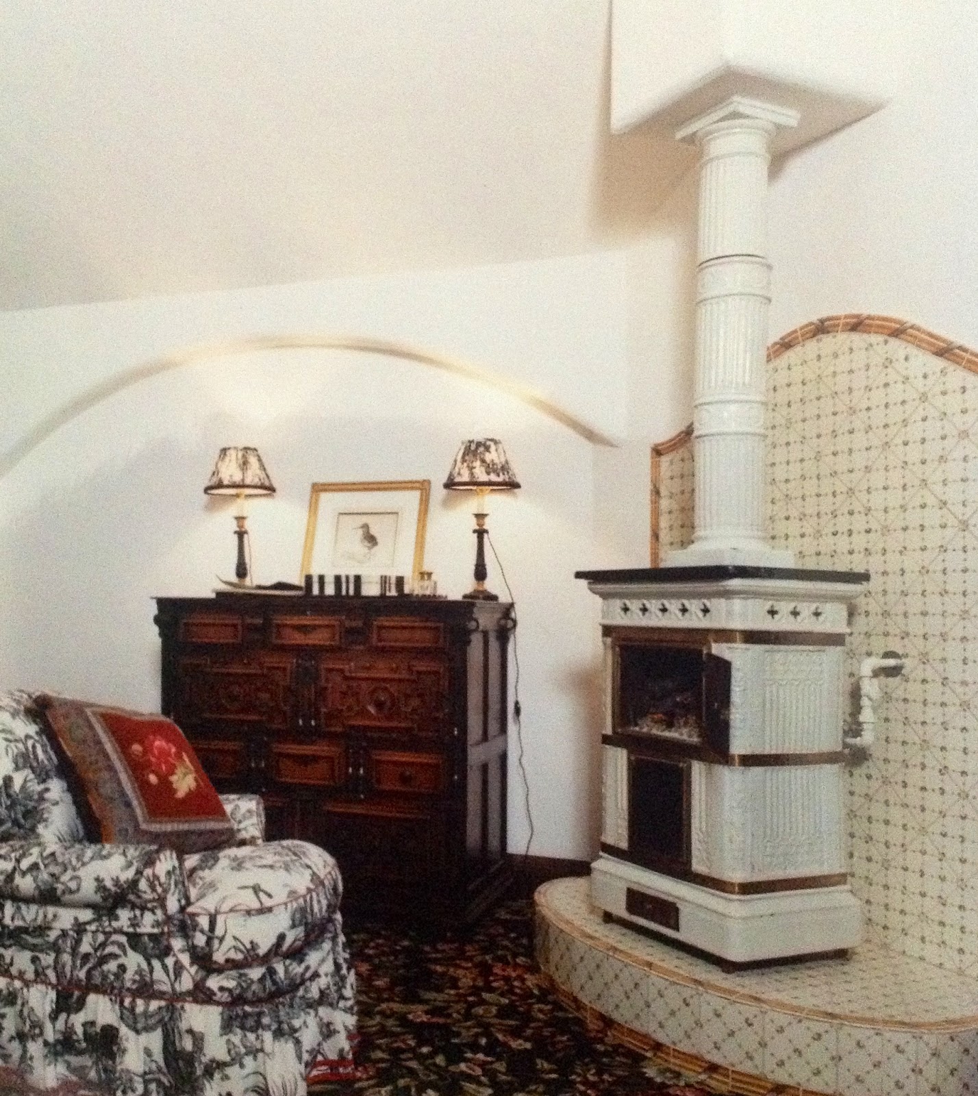 Decorating With Sheets: Things We Love: Decorative Tiles