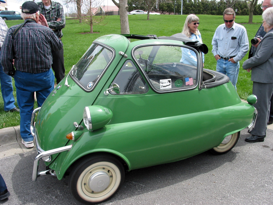 BZ's BMW Isetta 300's: Kansas City Area Microcar Meet
