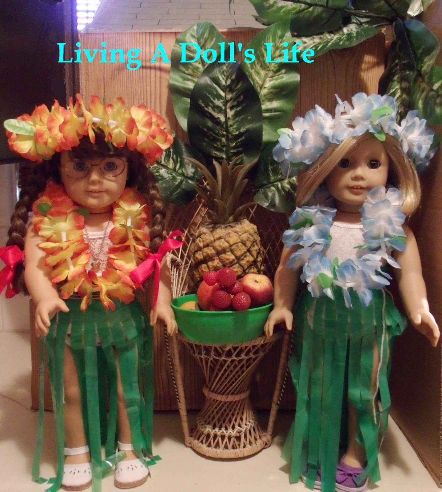 Living A Doll's Life : How To Make - Doll LUAU!!!