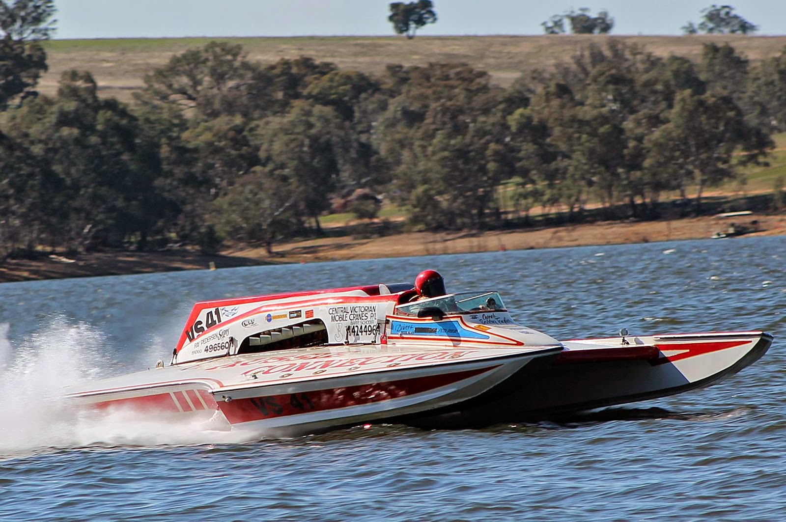 AUSSIE SKIBOATS: GRIFFITH CUP; "AUSSIE CONNECTION" ...the return of a ...