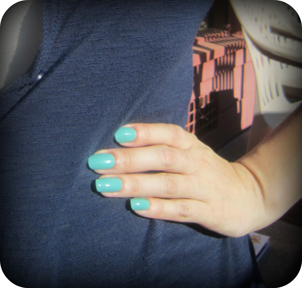 Zoya Wednesday & A Fishtail Braid Accent Nail