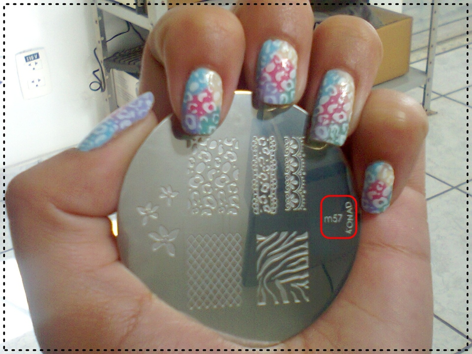 Arte Konad: Nail Art Lindsay Lohan