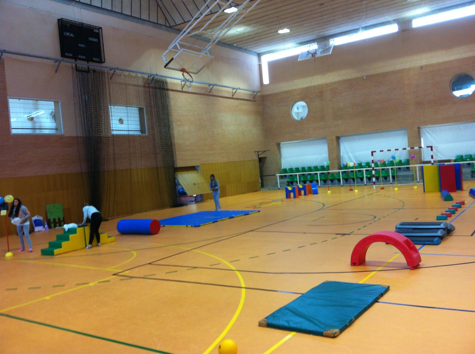 Suggus: CUENTO MOTOR: "El suggu-zoo"