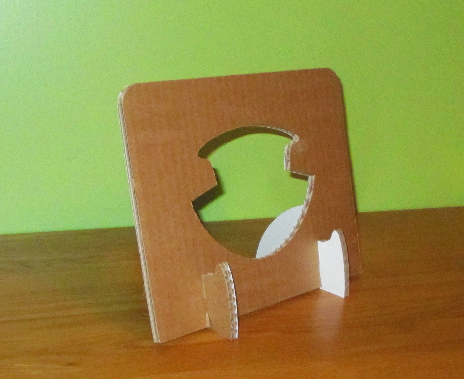 Carton Kit - Créations Objets et Meubles 100 % Carton: Goodies - Cadeaux