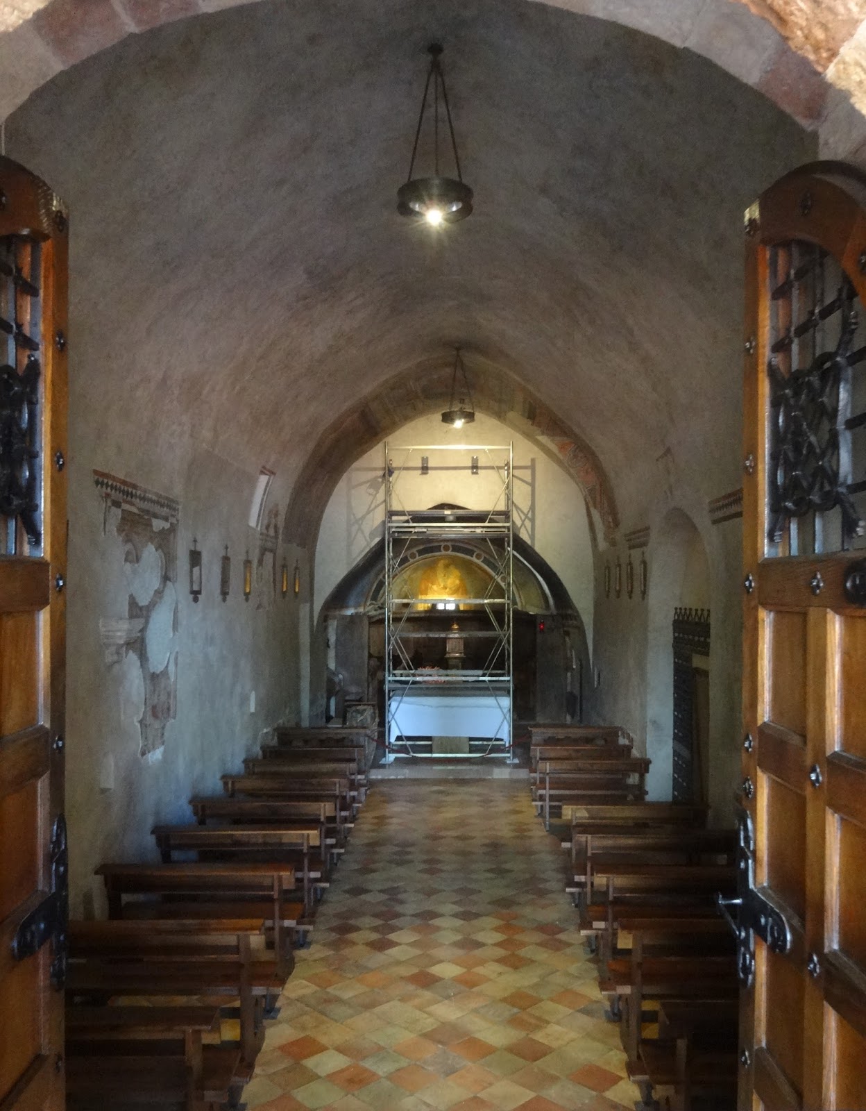 Servant and Steward: The lifting high of the San Damiano crucifix