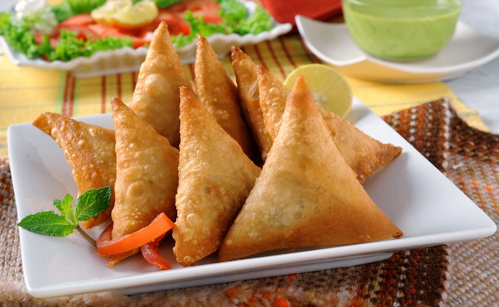 Sri Lankan Tasty Recipes: SAMOSA