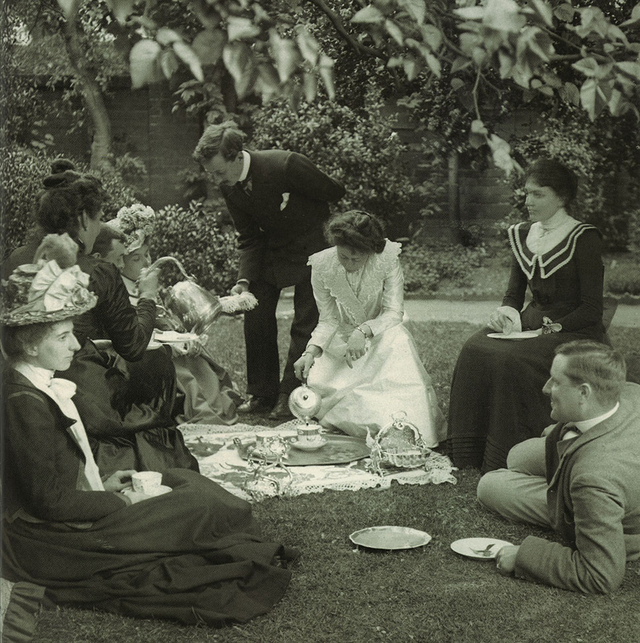 painting box: HAVE A CUPPA TEA