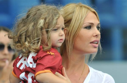 WAGS OF THE WEEK: Check out Francesco Totti's wife | Futballtalktalk
