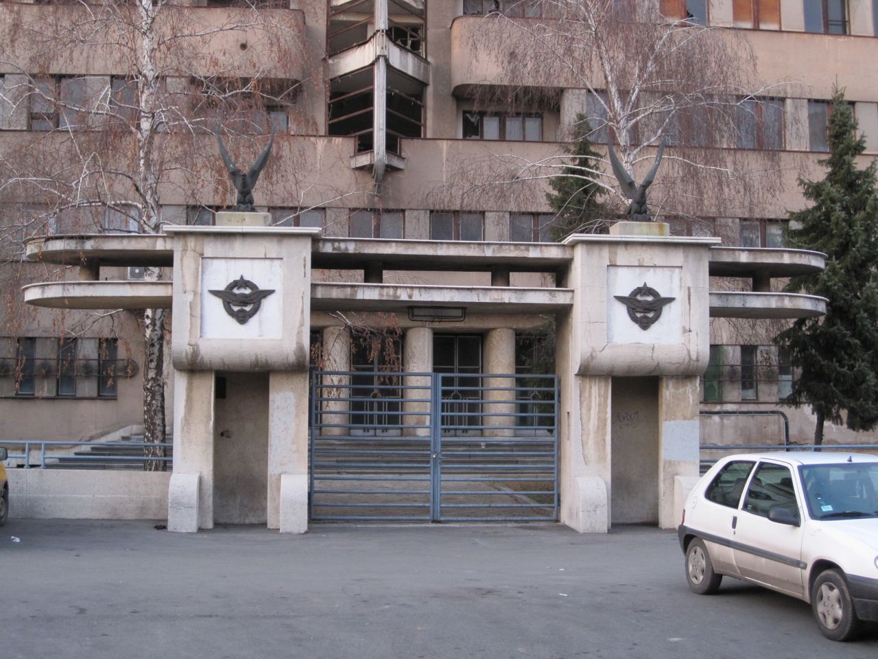 NOTHING AGAINST SERBIA: Air Force Headquarter in Zemun by Dragisa Brasovan