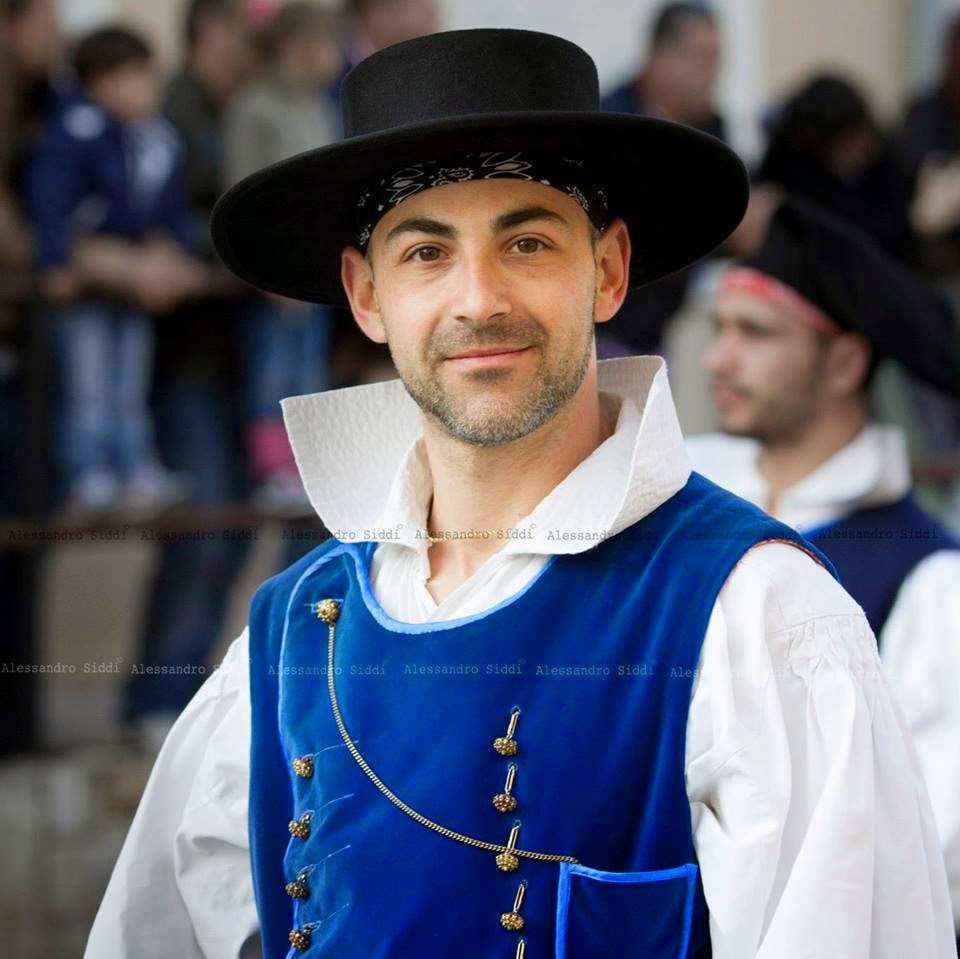 Sardinian Traditional Clothing - Page 12 - Sardinian People