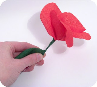 PerlillaPets: Tutorial: crepe paper poppy!