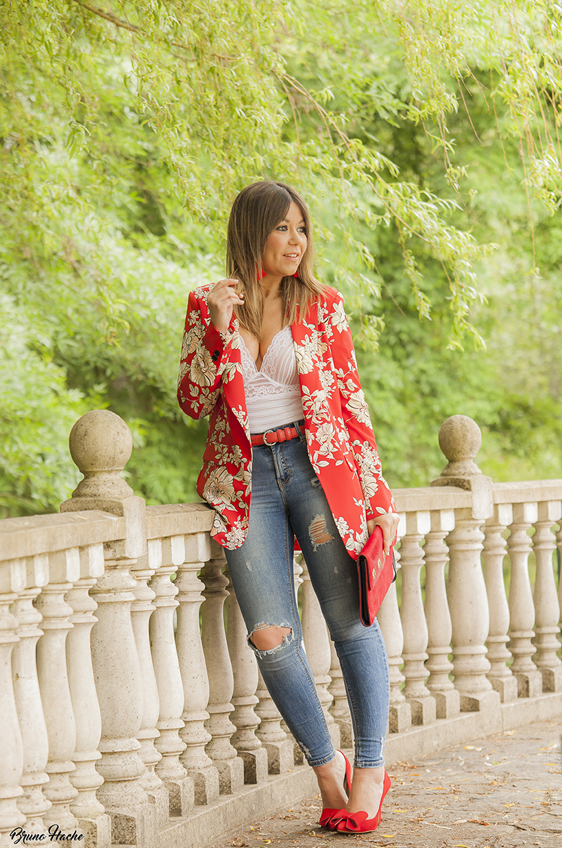 COMO COMBINAR UNOS ZAPATOS ROJOS - la huella de mis tacones