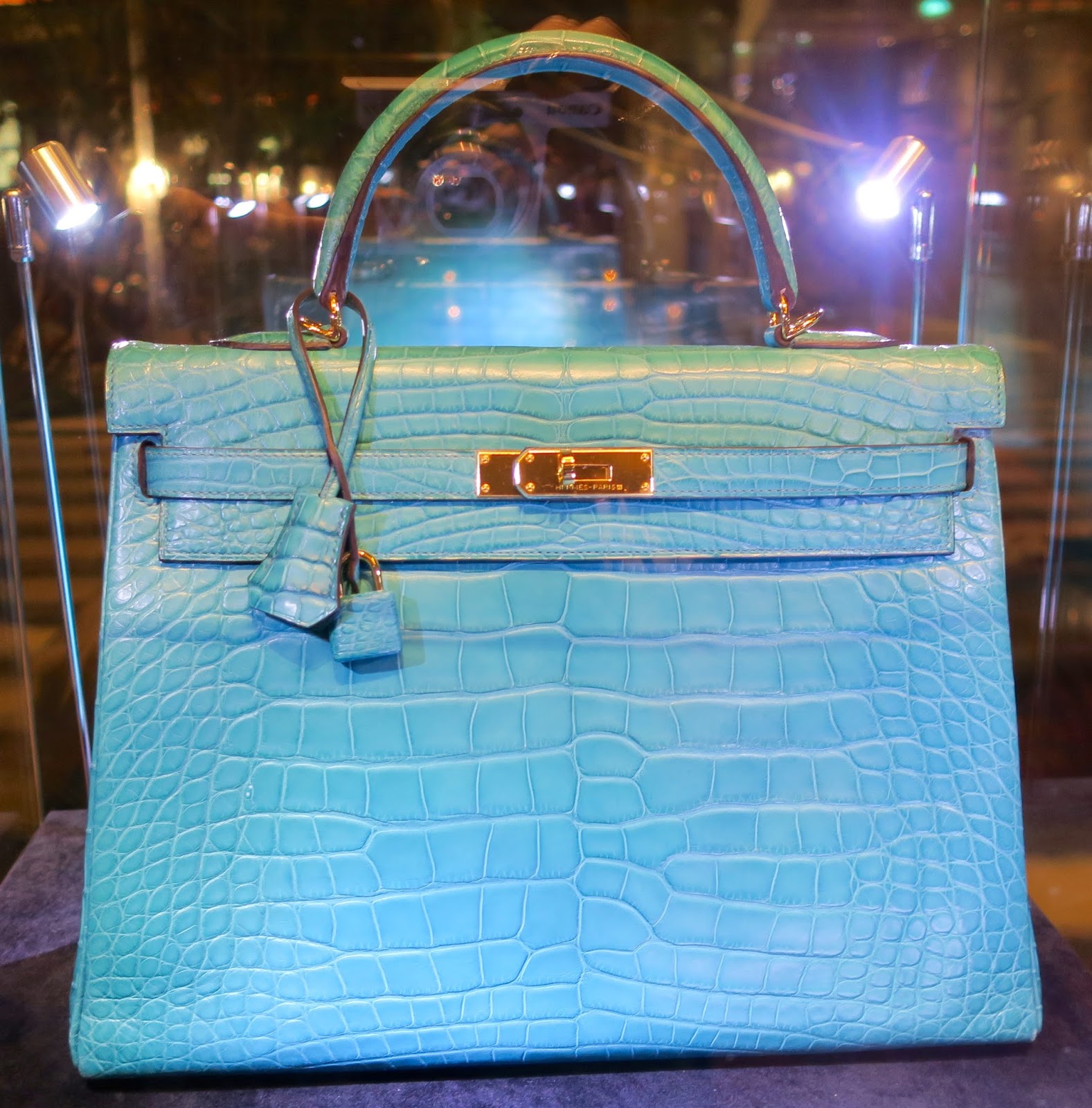 INTERNATIONAL LUXURY CONSULTING: CHRISTIE'S ..MATTHEW RUBINGER SENIOR ...