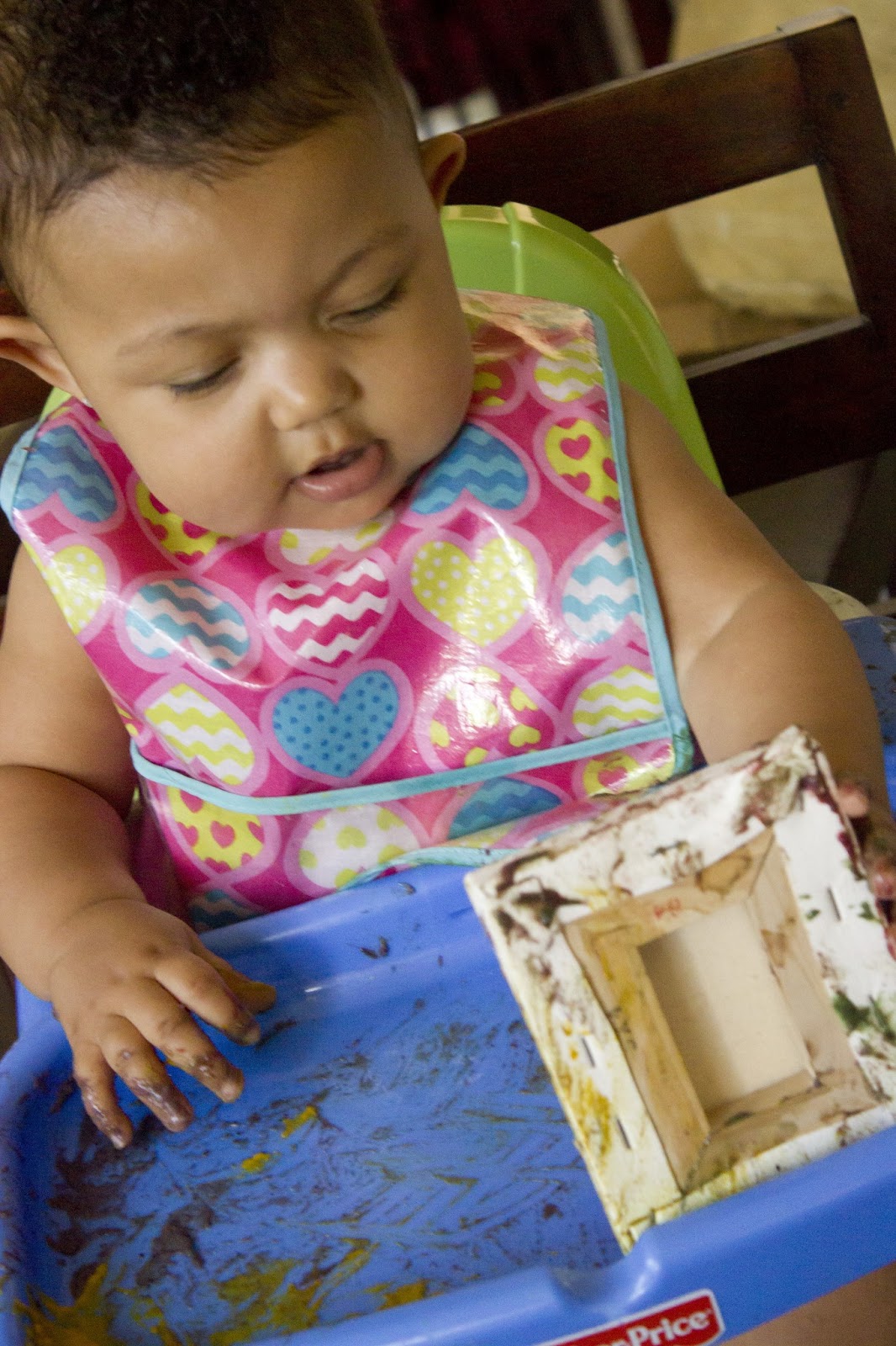 Momnifique: BABY'S FIRST WORK OF ART