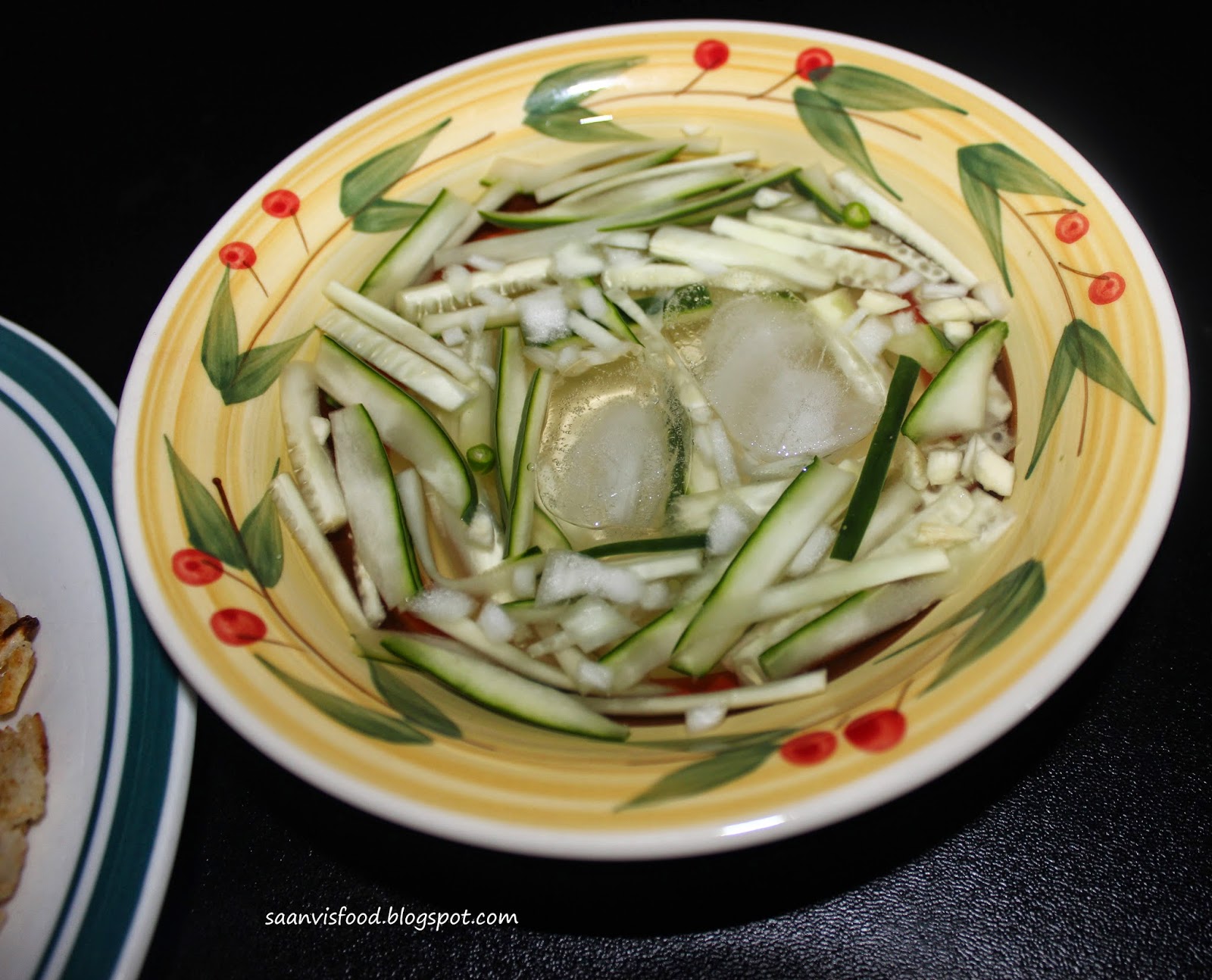 Saanvis food: Cool Cucumber Soup( Oi naengguk)
