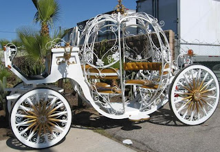 Inkwell Inspirations: Royal Coach & Carriage