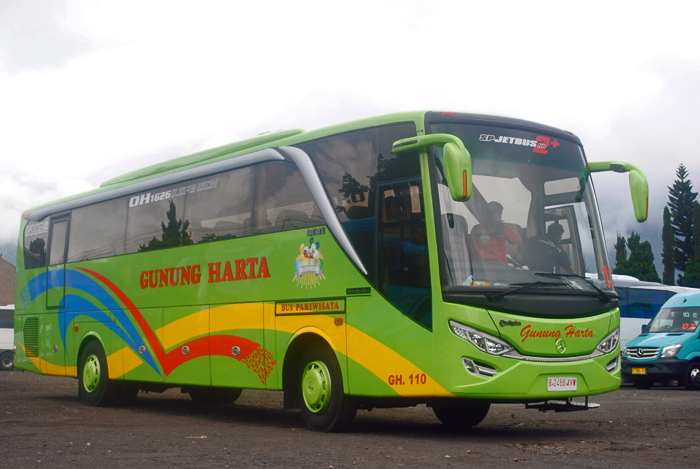 CapungBelang: New Setra Jetbus HD2+ by Karoseri Adiputro Wirasejati ...