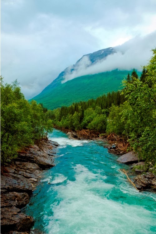 Turquoise River, Alberta, Canada