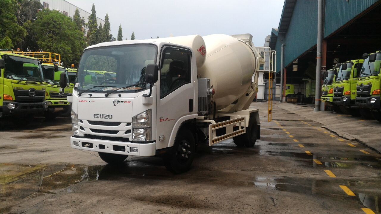 Isuzu Giga Mixer - DEALER ISUZU CIKARANG BEKASI | SHOWROOM MOBIL ISUZU