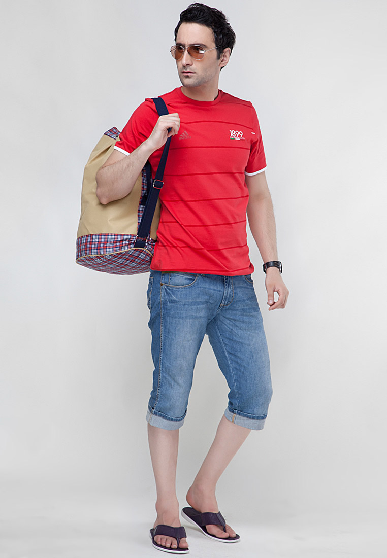 T-shirt, shirt and casual clothing for all: Where to wear funky t-shirts?