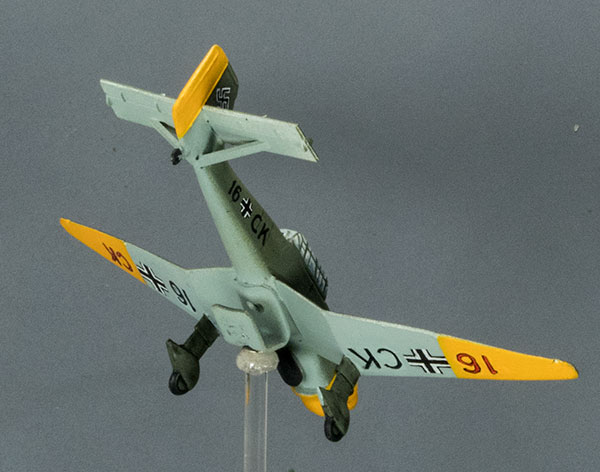Shouting Into The Void: Ju87B Stuka - 1/144 scale